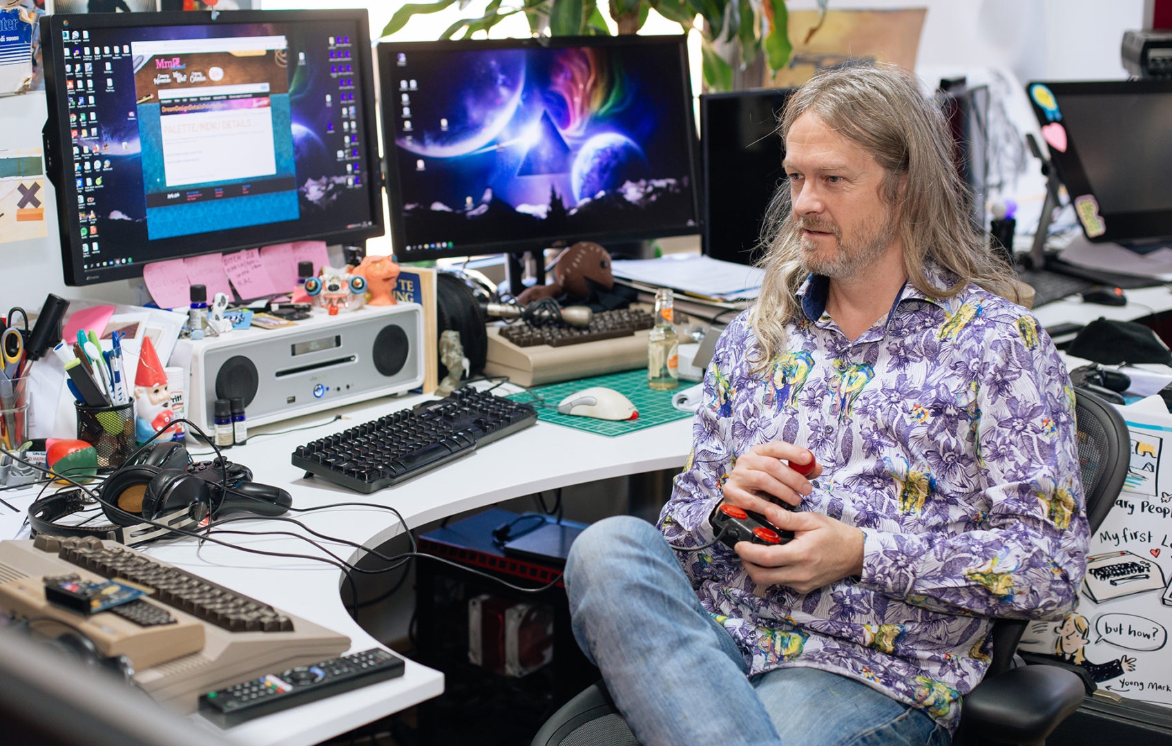 Mark Healey, the co-founder of Media Molecule, is leaving the studio - IG News