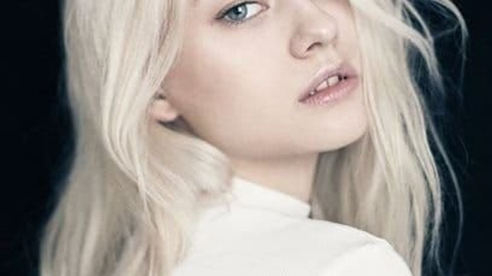 Supermodel Julia Pratt has lend her face to Grace Ashcroft in Resident ...