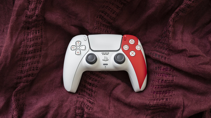 The DualSense “God of War 20th Anniversary” is now available - IG News