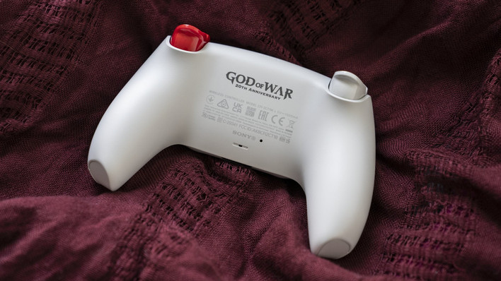 The DualSense “God of War 20th Anniversary” is now available - IG News