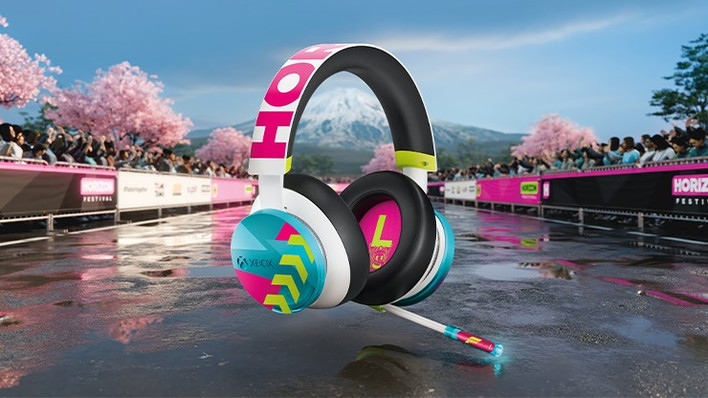 (UPD) The Forza Horizon Xbox headset and controller have been announced ...