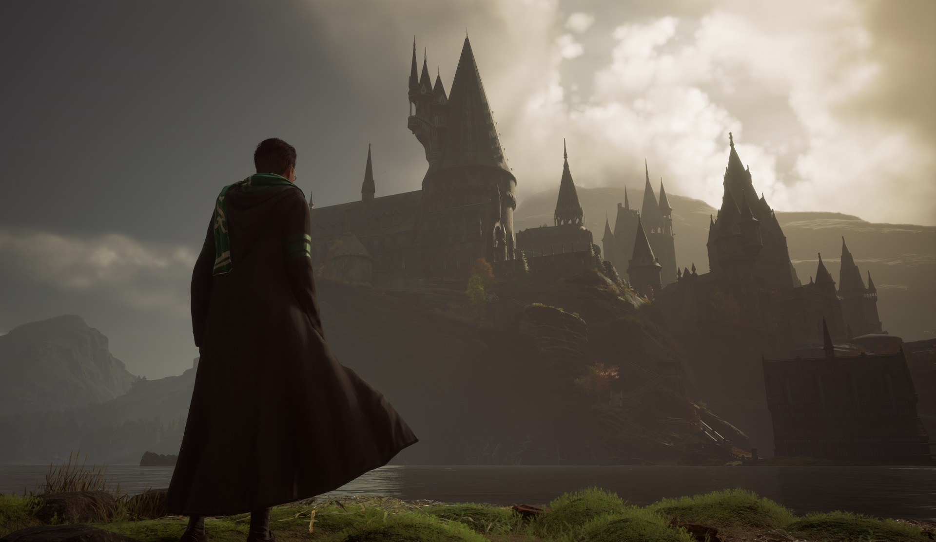 In Großbritannien verkaufte sich Hogwarts Legacy in der ersten Woche um 80 % besser als Elden ...