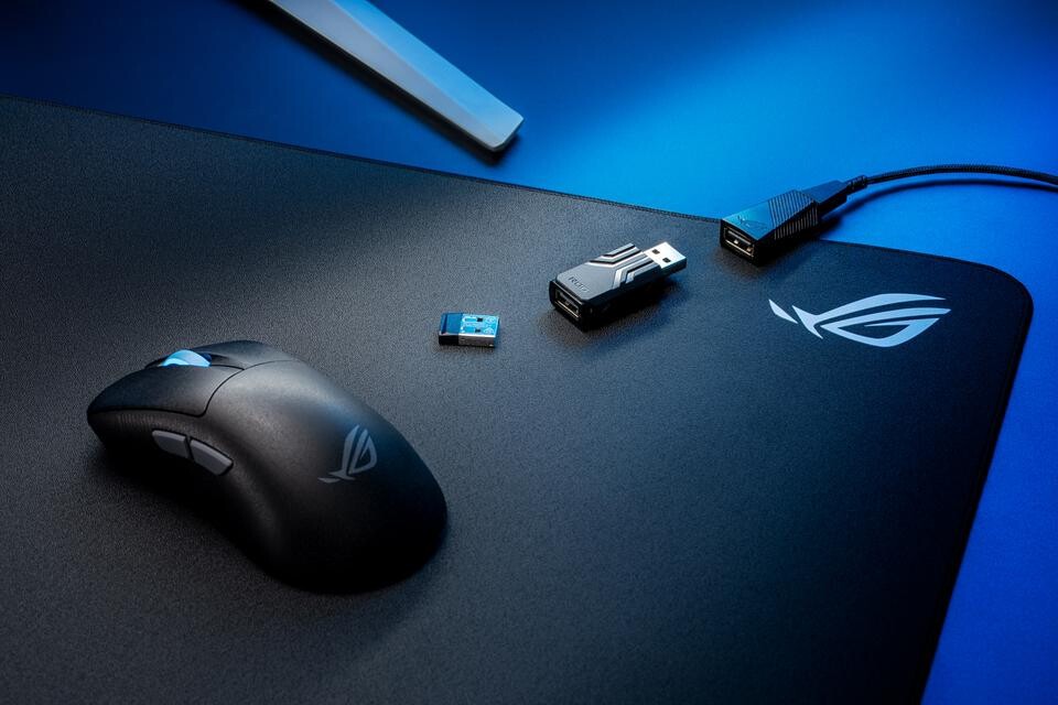 Asus presents the ROG Keris II Ace mouse and the ROG Falchion RX Low ...