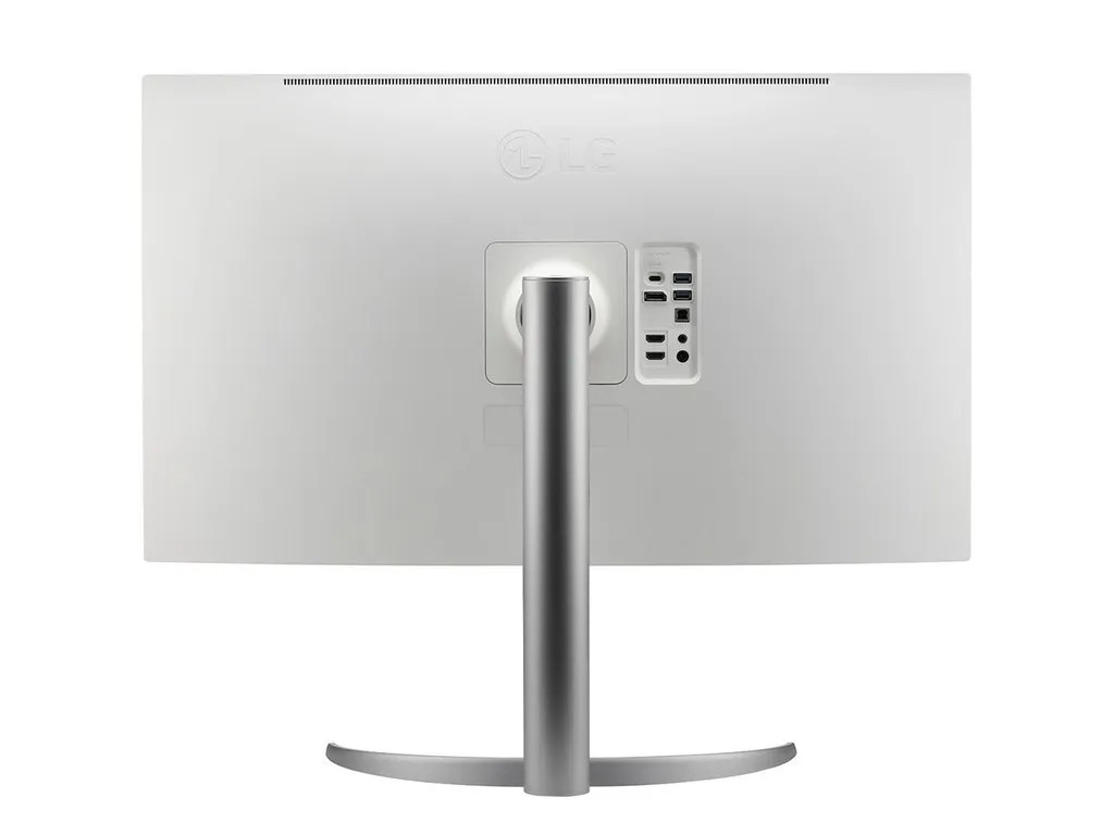 LG presents two new LCD displays with IPS Black technology - IG News