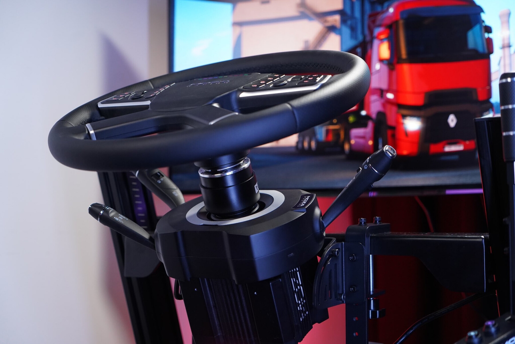 Moza Racing presenta el TSW Truck Wheel, un volante de camión ...