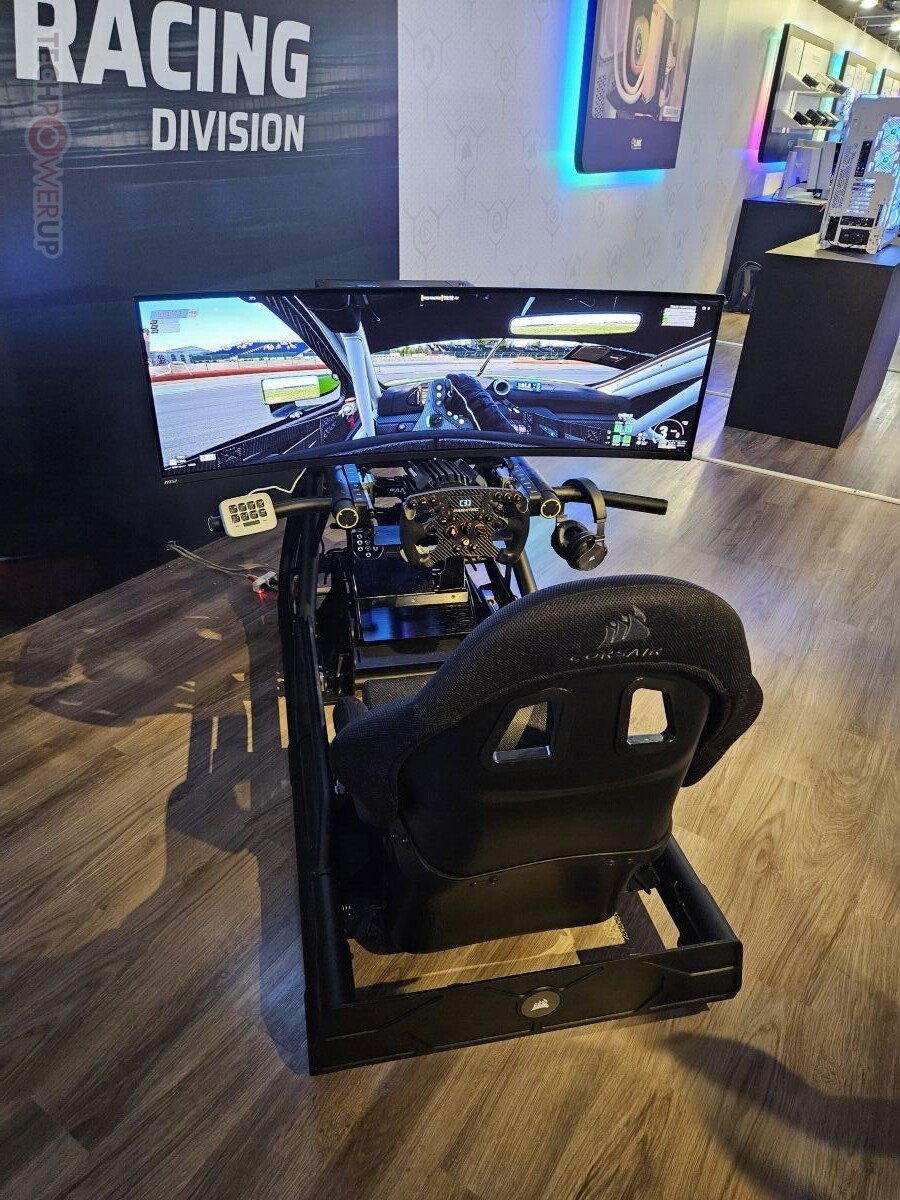 Corsair ha presentado su primer prototipo de Sim Racing en el Computex ...