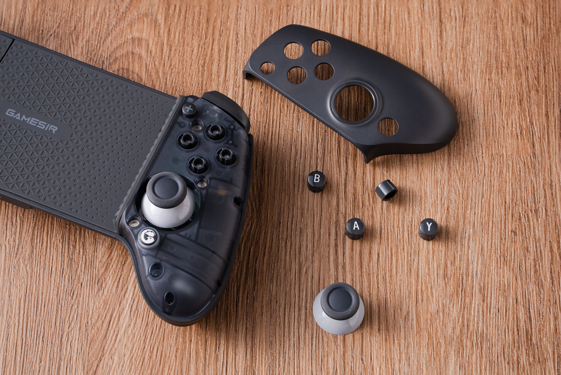 GameSir lance sa manette Bluetooth pour mobile, PC et Switch, la G8+, à ...